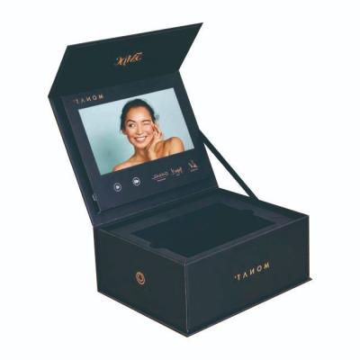 China 7 Inch Personalized Video Presentation Box HD Screen Luxury For Product Showcases for sale