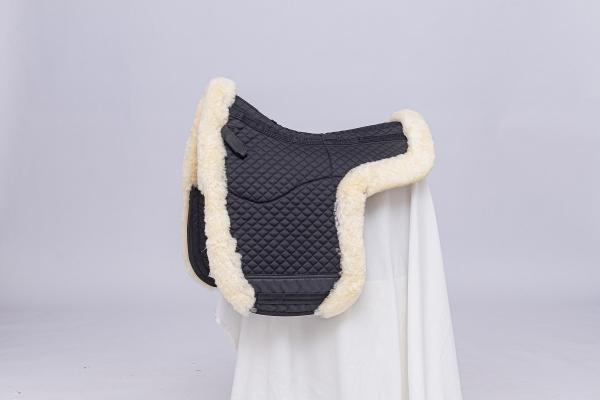 Quality Sheepskin DR Numnah 4 Pockets System With Inserts Half Lining Genuine Australia Sheepskin A Grade for sale