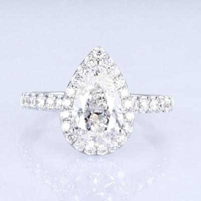 China 18k Peer Rond Volle Diamanten Vrouwen Ring Witte Lab Groeide Diamant Ring Prachtig Ontwerp Voor Geschenken Voor Feest for sale