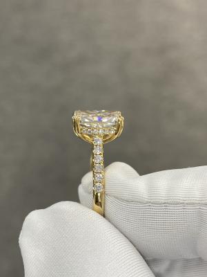 China Pave Style Lab Grown Diamond Rings Elongated Cushion 3.14ct Set In 18K Yellow Gold for sale