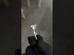Lab Grown Diamond Rings 3.01ct CVD White F VS2 Three-stone Style Round