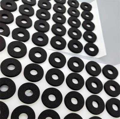 Cina Cuscinetto di schiuma su ordinazione dello strato della schiuma per la guarnizione di schiuma di gomma del silicone di resistenza alla trazione dell'automobile 6Mpa per automobilistico in vendita