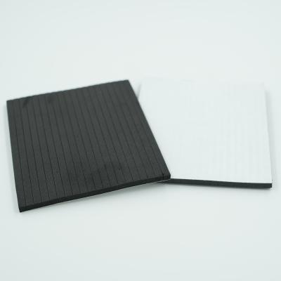 中国 EPDM 泡パッド 固着用 オーダーメイド 長さ NEV 隔熱器 販売のため