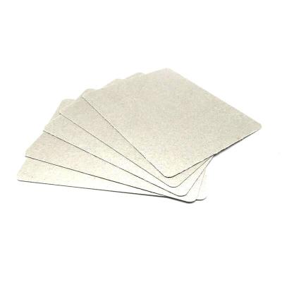 China Folha de mica fina natural Material isolante elétrico Folha de mica transparente à venda