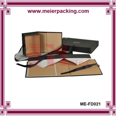 China Quality Textured Art Paper Gift Box / Pop up Handmade Square Paper Gift Packing Box with ribbon closure for sale
