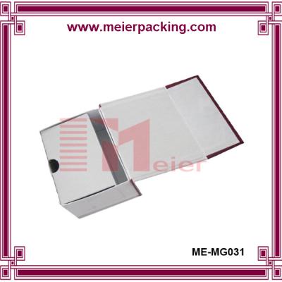 China MATTE WHITE HINGED RIGID PAPER GIFT BOX / China Packaging Boxes for sale with 350g paper tray for sale