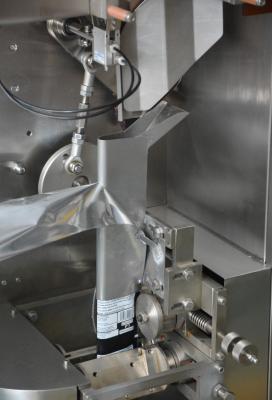 China Fully Automatic Inner Green Tea Pouch Packing Machine Tea Bag Filling Machine  LC-T80 for sale