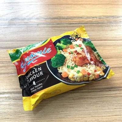 China Food Grade Noodles Horizontal Flow Pack Machine Bread Packaging Machine 100 Bags/Min for sale