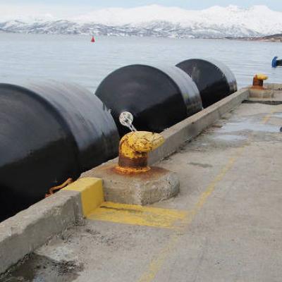 中国 2.3*6.2m フローティング・フーム・フェンダー 軍用級ポリウレー外層 販売のため