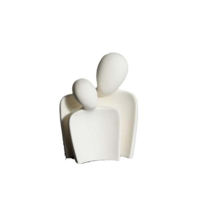 China Customized Size Durable Bamboo Romantic Hugged Lovers Statue for Wedding Table Decor for sale