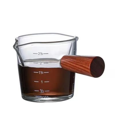 China 100 ml durchsichtige Borosilikat-Glas-Messbecher mit Deckel minimalistischer Designart zu verkaufen