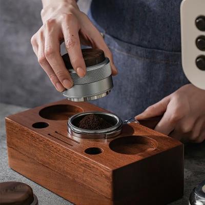Cina Prezzi per la stampa del caffè in acciaio inossidabile 58 mm Prezzi per la stampa del caffè per gli attrezzi barista ecologici in vendita