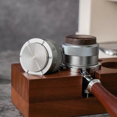 Cina Prezzi per la stampa del caffè in acciaio inossidabile 58 mm Prezzi per la stampa del caffè per gli attrezzi barista ecologici in vendita