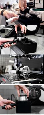 China Barista Tamanho 58mm 53mm 51mm Eco-Friendly Madeira e Metal Dispensador de Espresso de Quatro Lâmina à venda