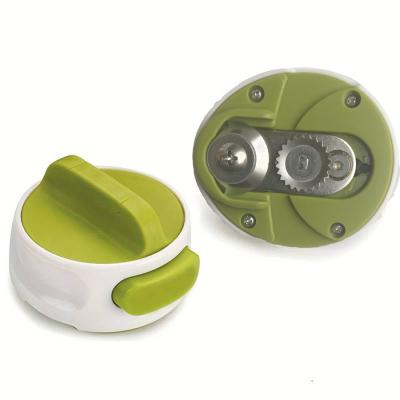 Cina Prevenzione a mano Compatta Can Opener Strumenti da cucina per lattine e bottiglie di birra in vendita