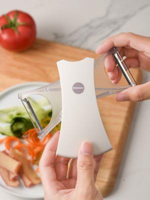 Cina Compatto e compatto, multifunzione, tagliatore per peeling in acciaio inossidabile, ideale per gli acquirenti commerciali in vendita