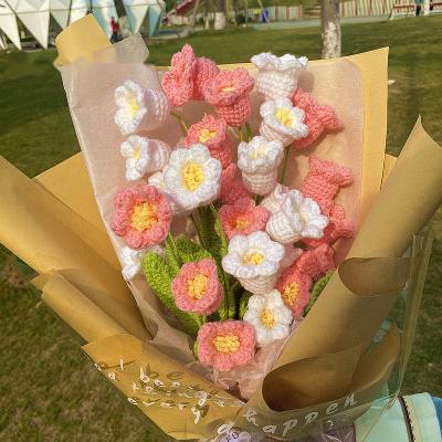 China Handmade Knitted Flowers Sunflower Daisy Pouch Perfect for April Fool's Day Occasion for sale