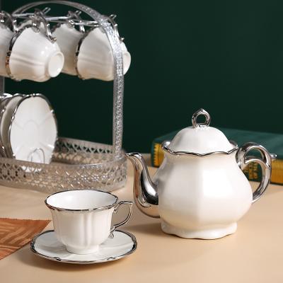 Cina Set di tazze da tè in ceramica di lusso europeo per gli amanti del caffè a casa e in ufficio in vendita