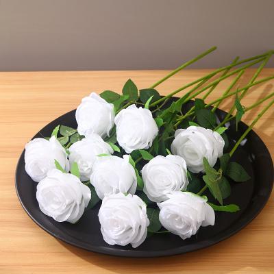 China Fall in Color Large Spring Flower Ball Arrangements Eco-friendly Silk Table Decoration for sale