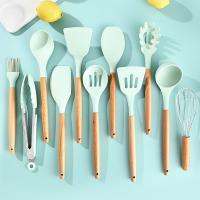 China Customized Logo Acceptable 3000pcs Silicone Kitchen Tools Set for Professional Kitchen for sale