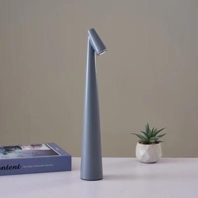 China Draagbare oplaadbare LED tafellamp Art Deco design stijl met dierpatroon keramiek Te koop