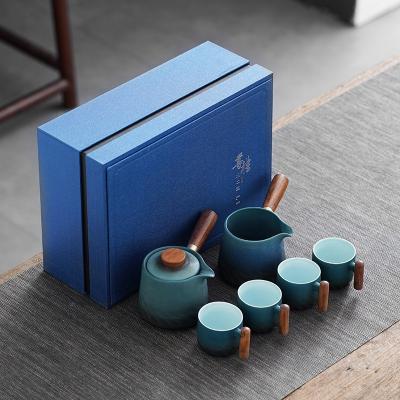 Cina Moderno set da tè Kung Fu porcellana ceramica con maniglia di legno e maniglia laterale rimovibile in vendita