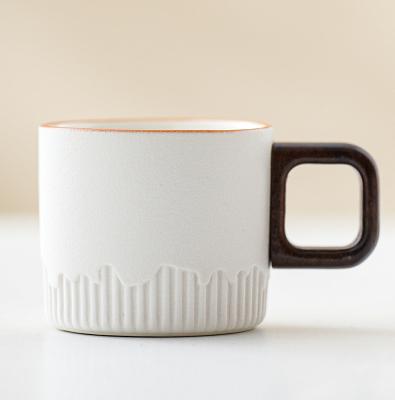 Cina Country Design Tazza in ceramica da 50 ml con presa in legno e cucchiaio per viaggi all'aria aperta duraturi in vendita