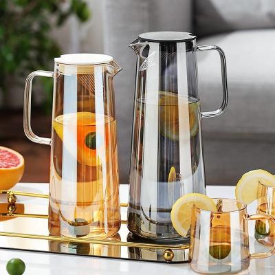 中国 1.5L ガラス飲料セット ノルディック様式 氷茶 レモネード飲料缶 蓋とハンドル 販売のため