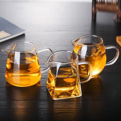 China Customized Logo Acceptable 500ML Elegant Square Borosilicate Glass Cup Set with Handles for sale