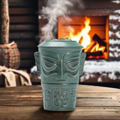 China Gepersonaliseerd logo Acceptabel einde Sanxingdui Grote capaciteit keramische mok met deksel en lepel Te koop