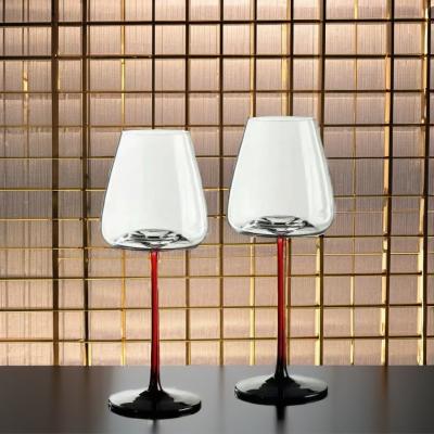 Cina Tazza di vetro da bere leggera di lusso Vintage Red Rod Borgoña Tazza per i regali degli ospiti di nozze in vendita