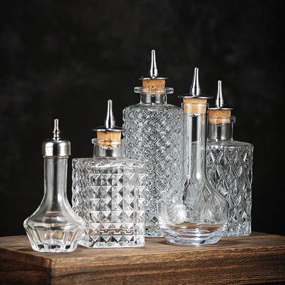 China No Metal Elegant Amber U-Shaped Luxury Red Wine Glasses for Serving Burgundy and Bordeaux Shot Glass Type for sale