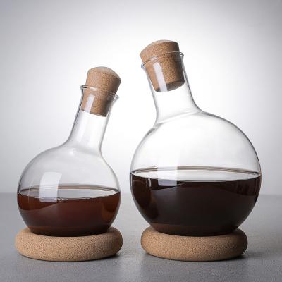 China Home Hotel Restaurant Red Wine Decanter with Classic Design Style and Quick Pour Feature for sale