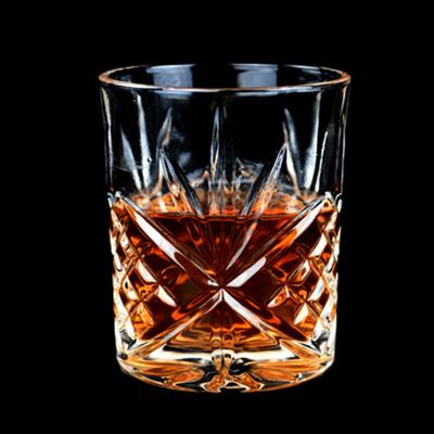 China Custom Engraved American Style Heavy Base Whiskey Shot Glasses for Whisky Bar Parties for sale
