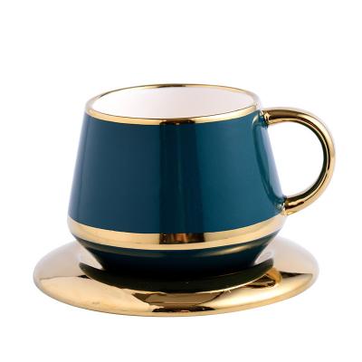 Cina Piastra di tazza in ceramica in stile europeo con bordo in oro elettroplata creativo e rifornito in vendita