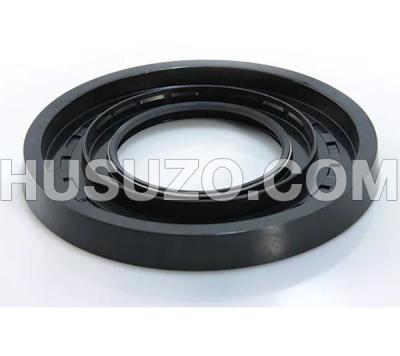 Cina CXZ81 10PE1 Parts Isuzu Truck Outer Rear Hub Oil Seal 1096254441 OEM in vendita