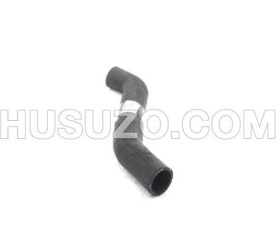Cina 1-21437871-1 Isuzu Truck Parts Engine Coolant Reservoir Hose Per FVZ34 6HK1 in vendita