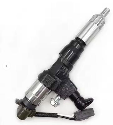 Cina Iniettore carburante per parti di camion JMC Diesel rigenerato 1112100BB per Pickup 1030 1040 4JB1 in vendita