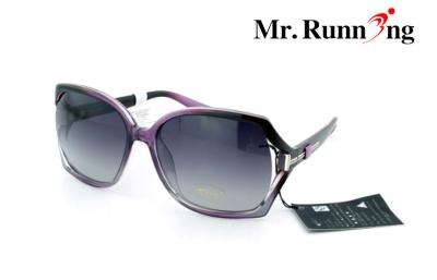 China Classical Womens Fashion Sunglasses for sale