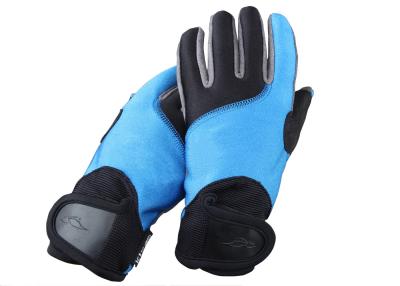 China Underwater Diving Gear Girls Water Ski Sports Neoprene Gloves Blue or Customized for sale