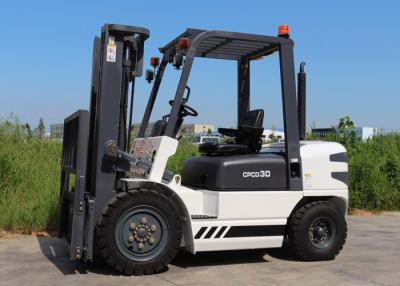 Cina Un carrello elevatore a forcale industriale diesel da 3 tonnellate con la trasmissione automatica ed il circuito idraulico avanzato in vendita
