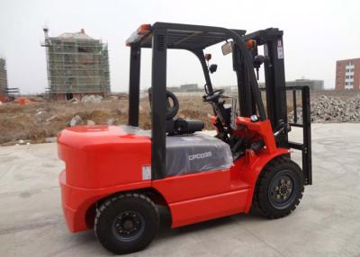 Cina Tipo carrello elevatore a forcale manuale diesel del contrappeso con l'albero triplo e Sideshift in vendita
