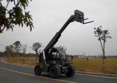 Chine Chariot élévateur télescopique diesel multifonctionnel de boom de 4 tonnes avec le bras télescopique de deux quadrilatères à vendre