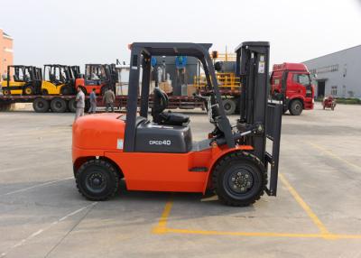 Cina Carrelli elevatori industriali del contrappeso da 4 tonnellate con lo spostamento laterale/trasmissione automatica in vendita