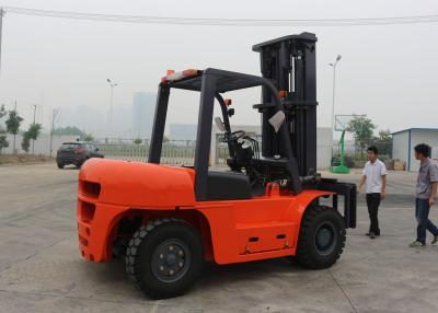 Cina 3 fasi alberano il carrello elevatore a forcale manuale diesel idraulico 3M - altezza di elevazione di 6M in vendita