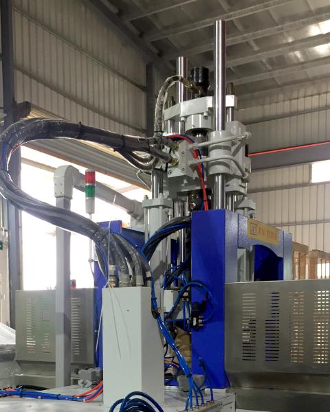 Quality 120T Double Slide Table Vertical Injection Molding Machine For High Volume for sale