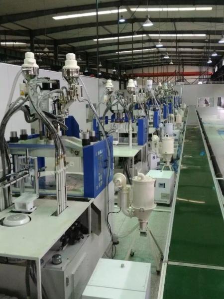 PP doppio colore coltello manico verticale plastica macchina di stampaggio a iniezione JTT-550 2V-3R