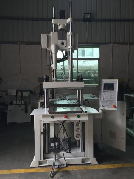 Quality Precision 45T Vertical Plastic Injection Molding Machine For Precise / Accurate for sale