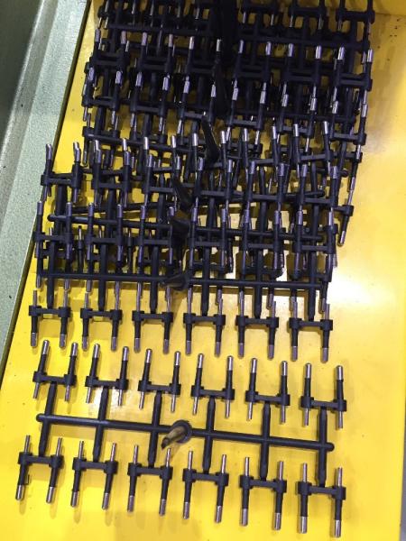 Quality 55T Vertical Plastic Injection Molding Machine 40mm Screw Diameter For 1.8T for sale