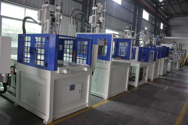 Quality Rotary Table Vertical 160 Ton Injection Moulding Machine JTT-1600R for sale